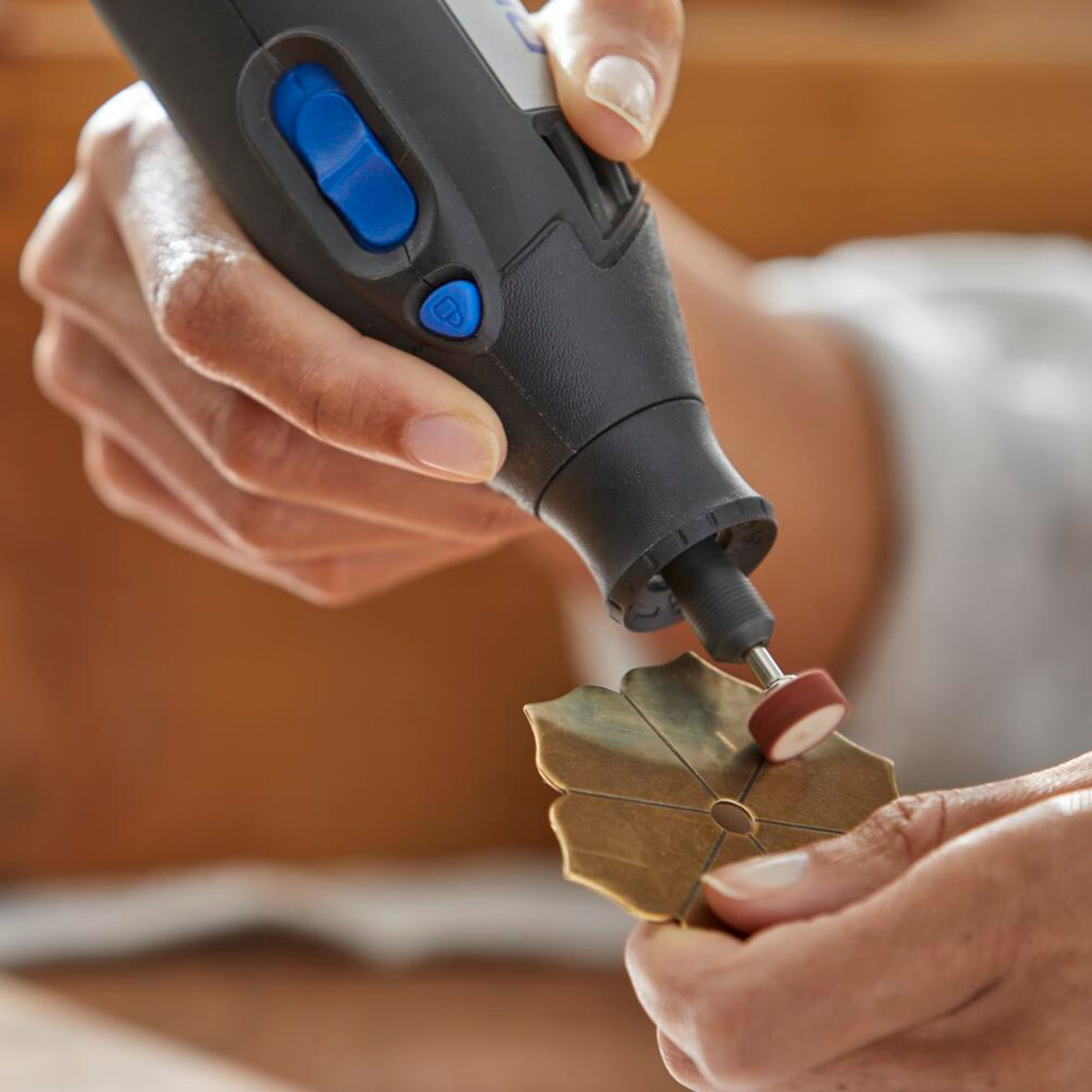 Dremel 726-01 20-Piece Cleaning/Polishing Accessory Micro Kit – dremel-us